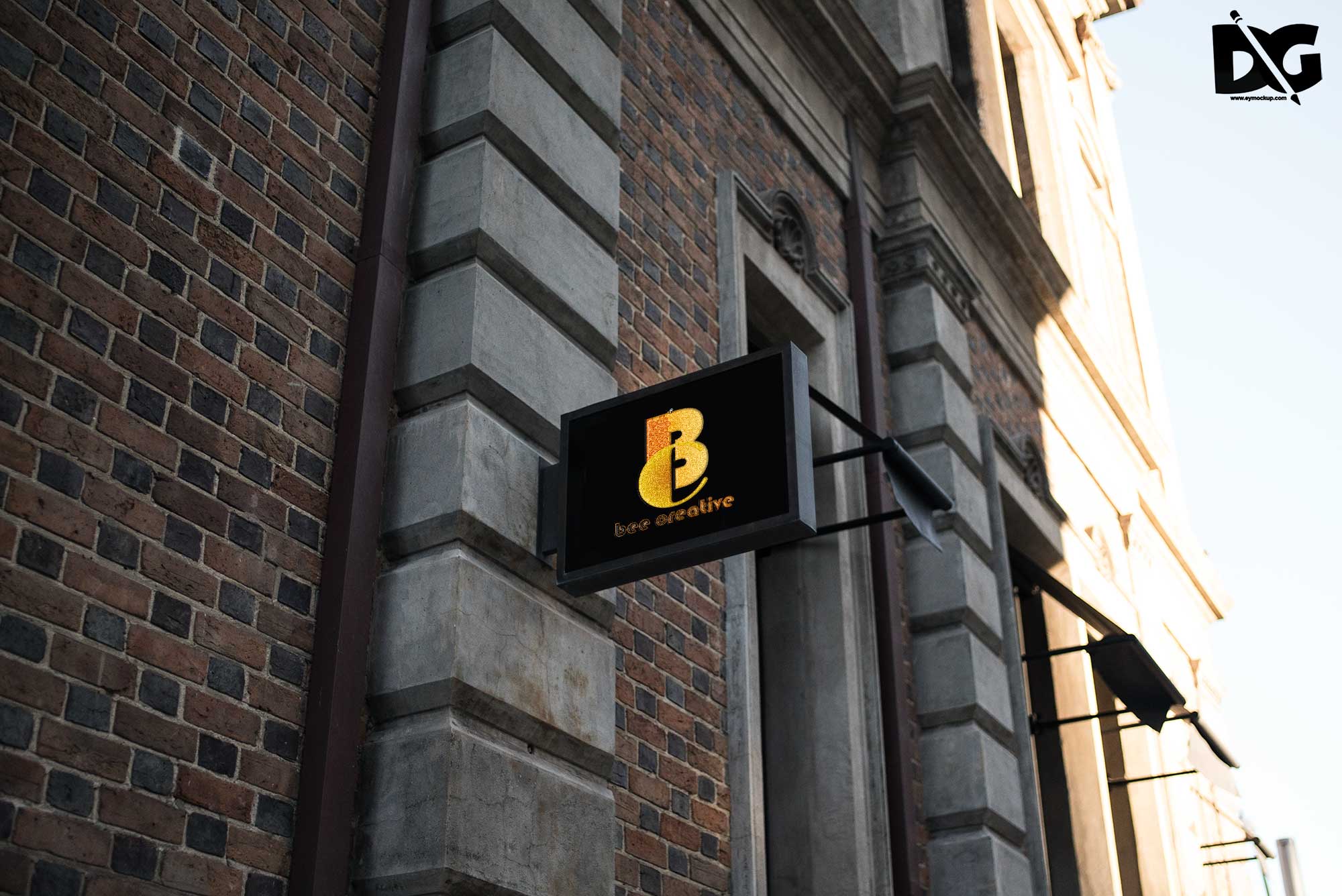 Free Street Sign Logo Mock-up Download